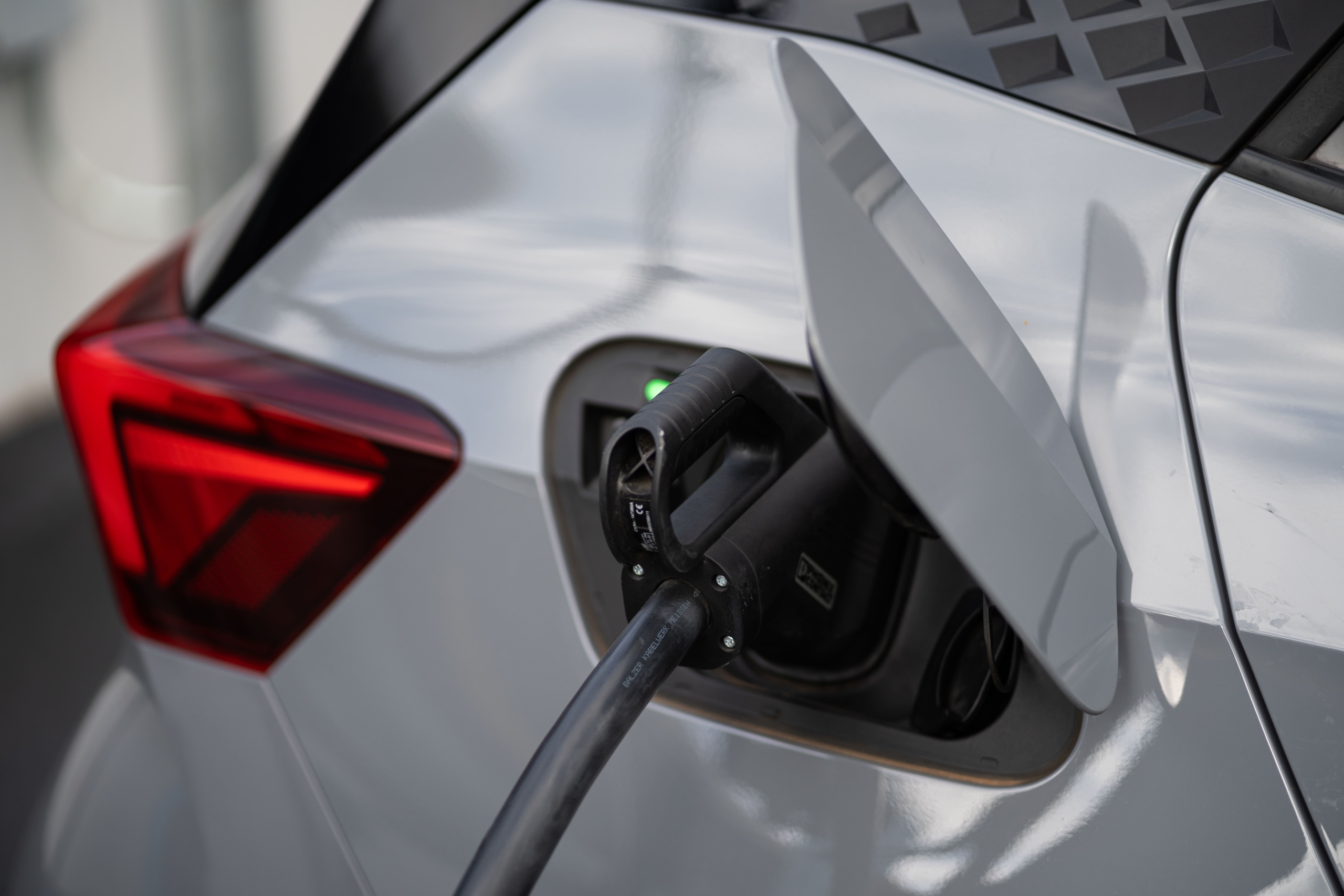 Electric Vehicle Maintenance: Essential Tips and DIY Tasks to Keep Your ...